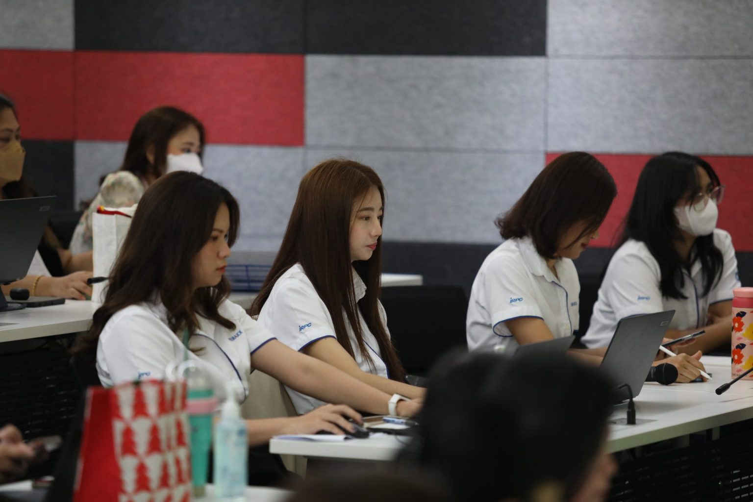 IRPC - Kbank KM Sharing - Polimaxx